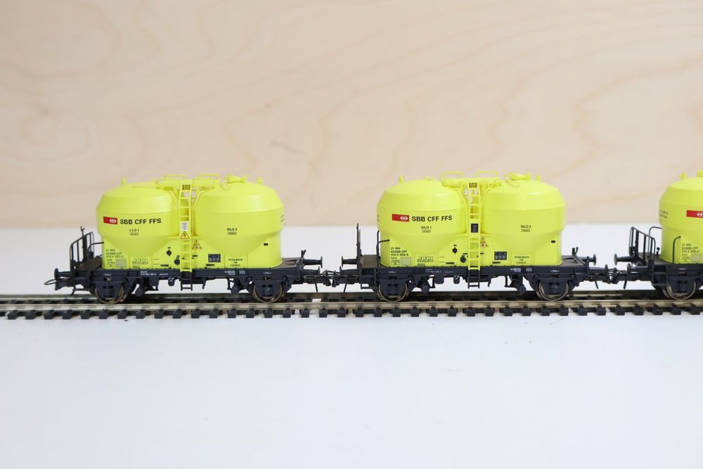 ROCO 4 x SBB Silowagen Nr. 66048 - selten (Gebraucht) in Winterthur für ...