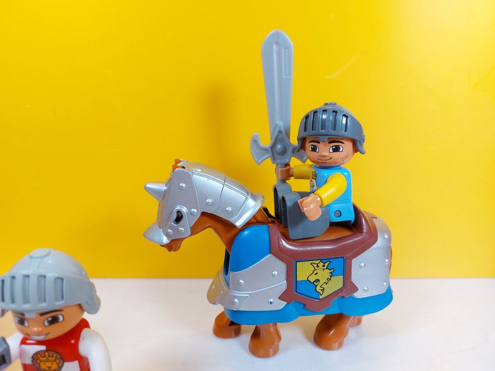 LEGO Duplo Ritter - Pferd mit Rüstung, Kutsche, 3 Ritter (Gebraucht) in ...