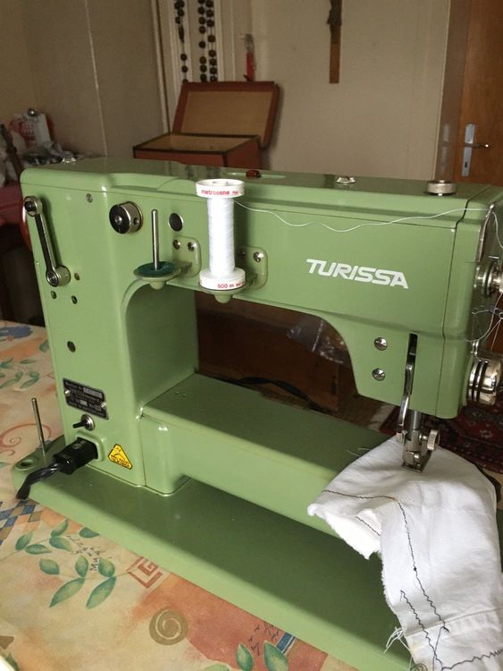 Nähmaschine Turissa (Gebraucht) in Uster für CHF 30 – mit Lieferung auf ...