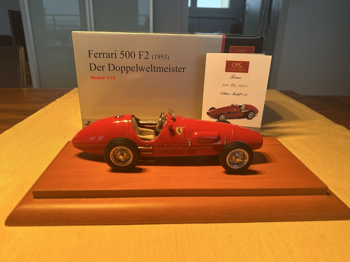 Ferarri 500 F2 (1953) Der Doppelweltmeister Modell 1:18 (Gebraucht) in ...