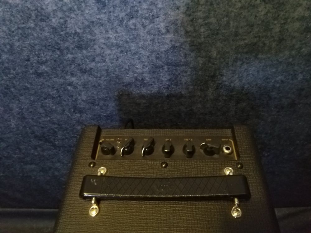 Vox Mini Super Beetle (Gebraucht) in Yverdon-les-Bains für CHF 190 ...