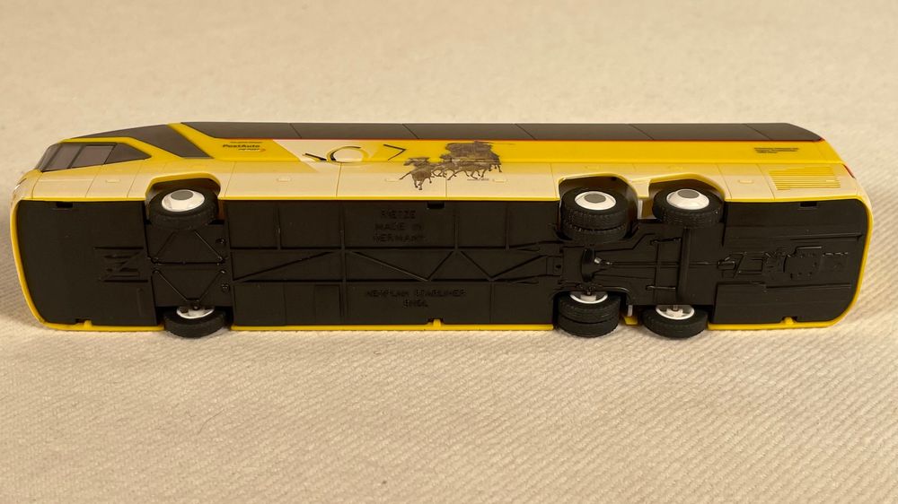 Rietze 66763 - Neoplan Starliner Schweizer Postauto (Neu und ...