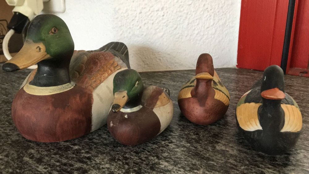 Enten aus Ton, 4 Stück, bunt bemalt (Gebraucht) in Dietikon für CHF 10 ...