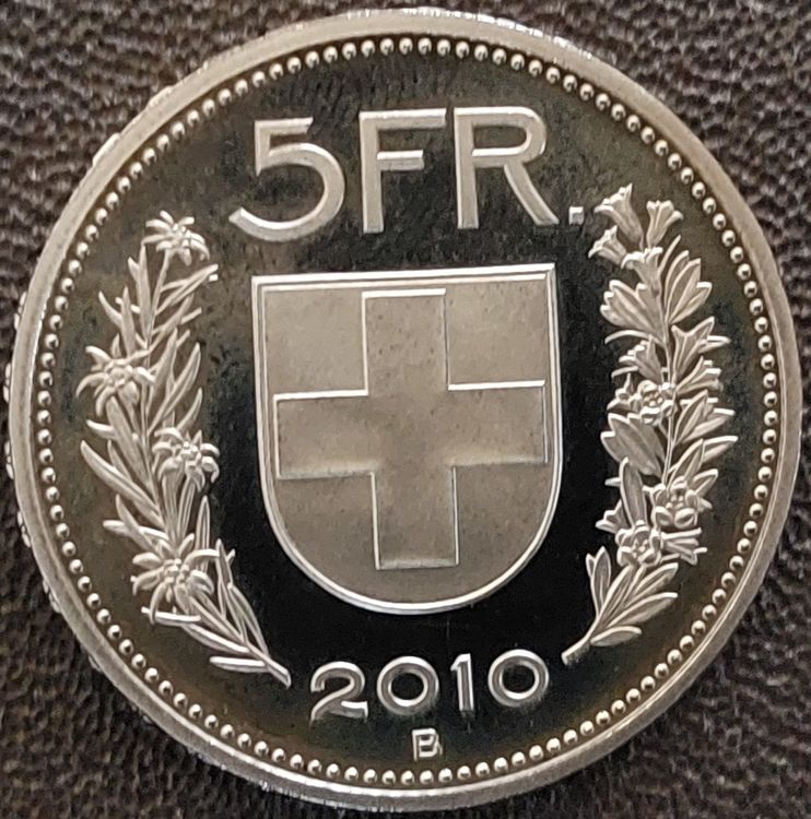 5 Franken 2010 stgl. / aus Münzsatz (Neu (gemäss Beschreibung)) in Arch für CHF 14 – mit ...