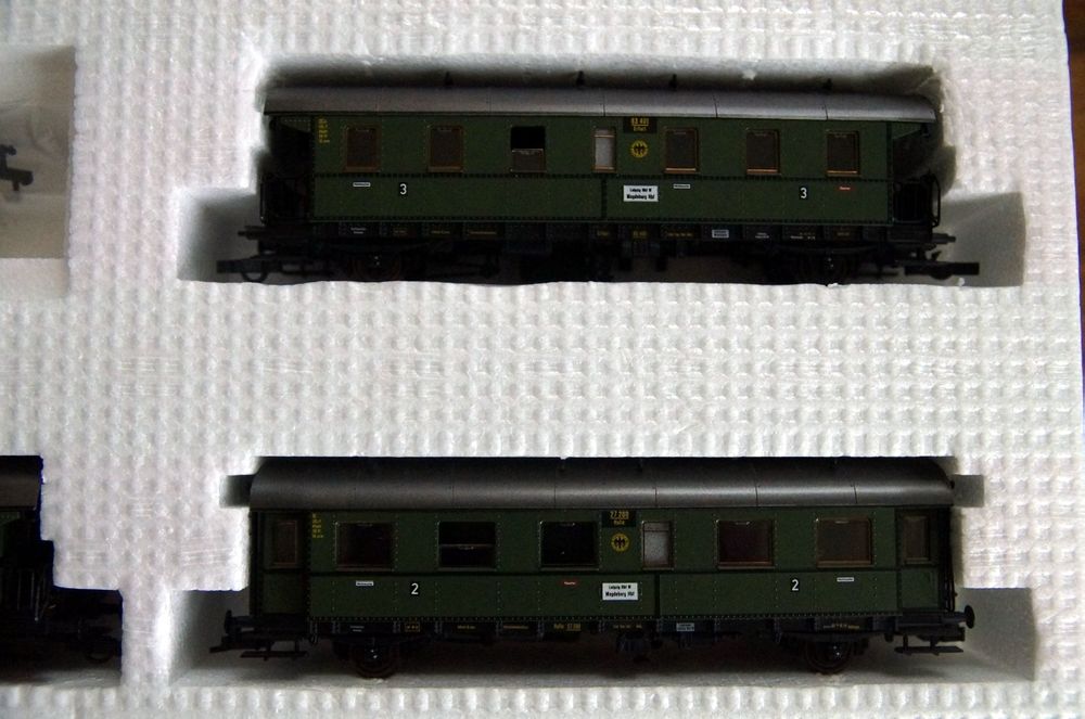 Roco 04062 S - DB Donnerbüchsen Wagen-Set mit Fehlteilen | Kaufen auf ...