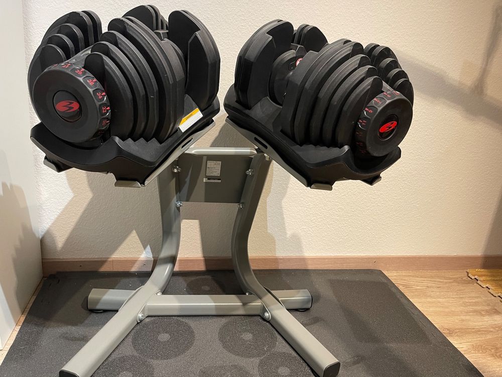 Originale einstellbare Bowflex Hanteln mit Ständer (4-41kg) (Gebraucht) in Feuerthalen für CHF ...