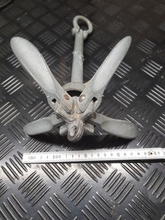 Schirmanker, Faltanker (Gebraucht) in Altnau für CHF 13 – mit Lieferung auf Ricardo kaufen