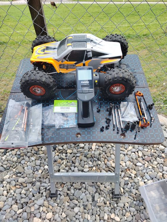 Axial AX10 Scorpion inkl, Fernsteuerung (Gebraucht) in Schachen b ...