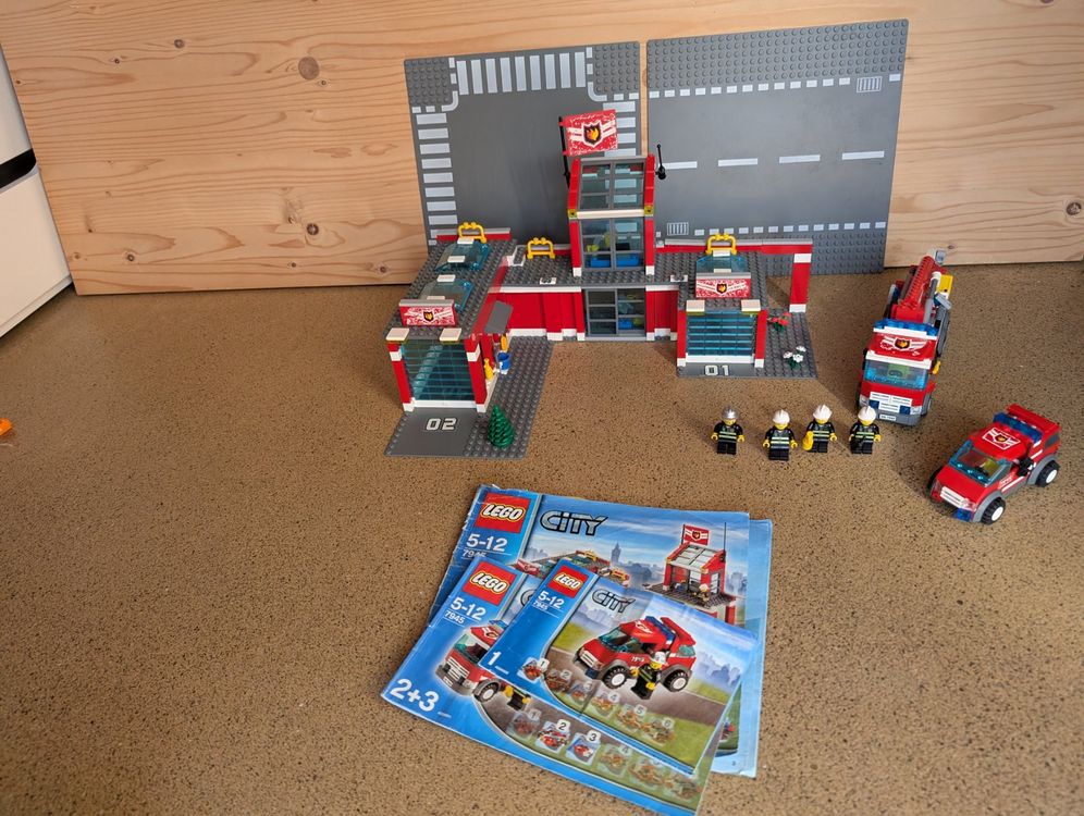 Lego City 7945 Fire Station + Strasse-und Kreuzplatte 7280 | Kaufen auf ...