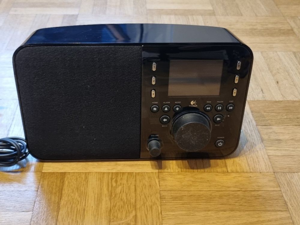 Logitech Squeezebox Radio (Gebraucht) in Wernetshausen für CHF 26 – mit ...