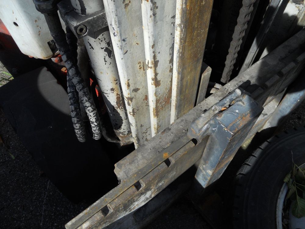Hubstapler Linde E 15 mit Triplexmast (Gebraucht) in Oetwil am See für ...