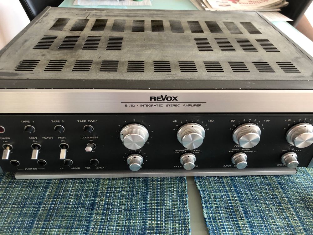 REVOX B750 Verstärker mit Bedienungsanleitung | Kaufen auf Ricardo