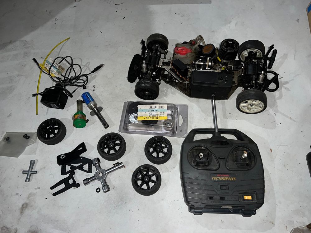 Rc Modellauto verbrenner (Defekt) in Würenlos für CHF 42 – mit ...