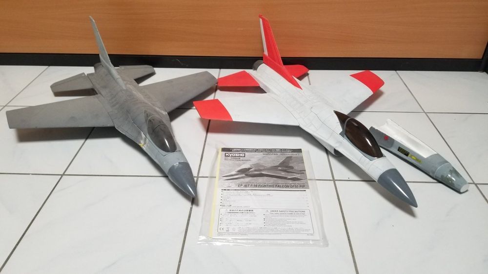 Kyosho F-16 Fighting Falcon DF-55 - im Doppelpack (Gebraucht) in Schwadernau für CHF 60 – nur ...