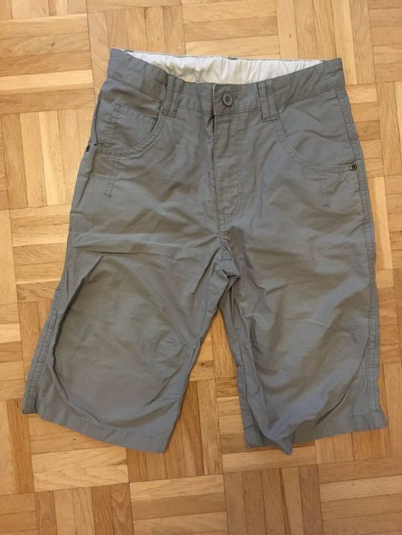 Bermuda Kinder Gr. 128 (Gebraucht) in Waedenswil für CHF 1 – mit ...