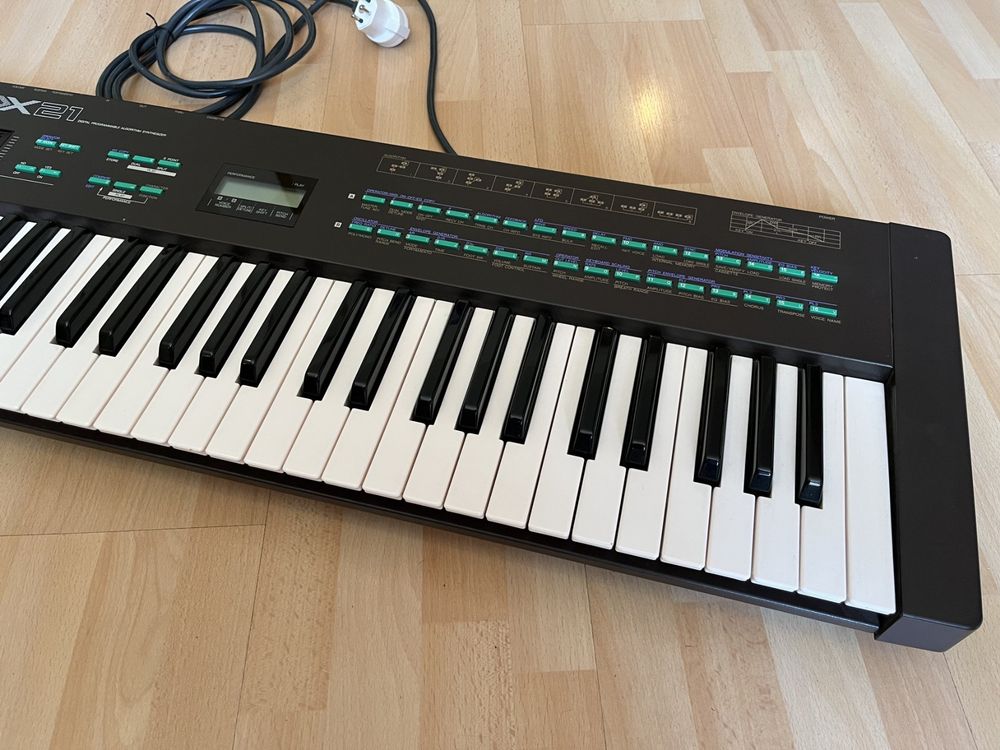 Yamaha DX 21 Synthesizer Keyboard | Kaufen auf Ricardo