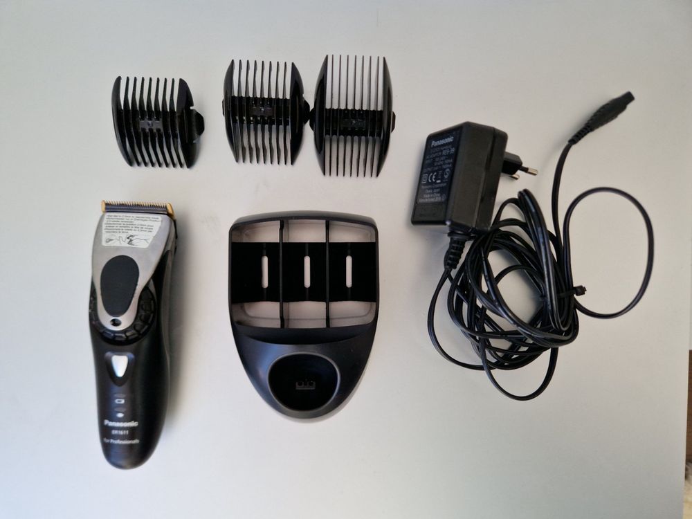 Panasonic ER1611 Professionelle Haarschneidemaschine (Gebraucht) in ...