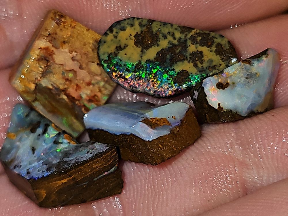 Australische Boulder Opal Rohsteine 42.4ct (Neu und originalverpackt) in Uerkheim für CHF 39 ...