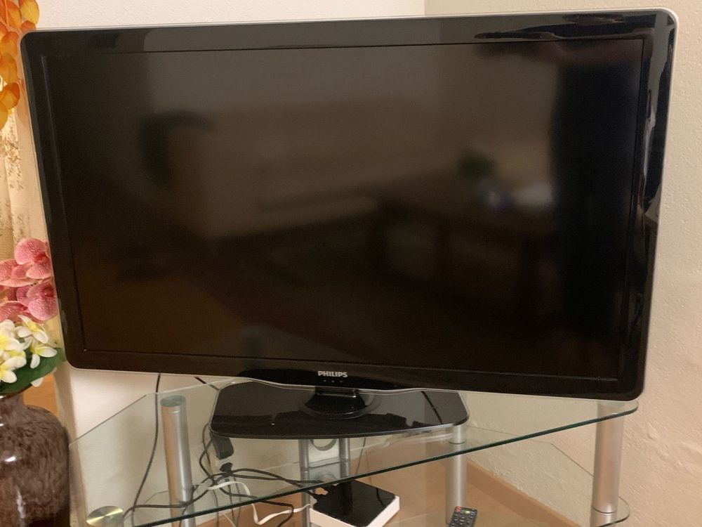 Tv philips 46" (Gebraucht) in bienne für CHF 100 – mit Lieferung auf ...