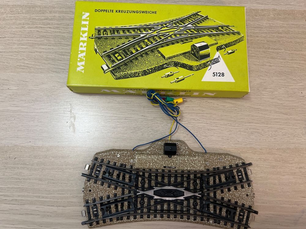 Märklin 5128 kreuzungsweiche H0 (1) (D'occasion) à St-Aubin-Sauges pour ...