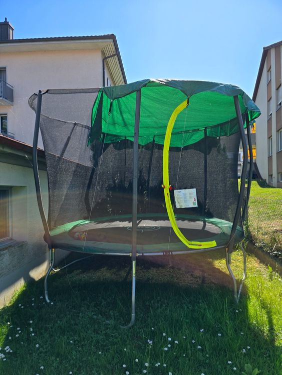 Trampolin - Neuwertig - Komplett Set (Neu und originalverpackt) in Scherzingen für CHF 200 – nur ...
