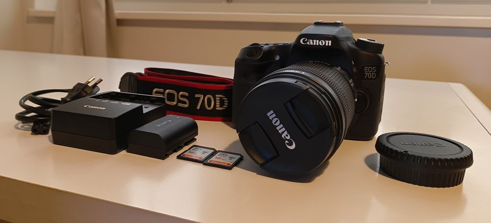 Canon 70D en excellent état avec boîte d'origine et objectif | Acheter ...