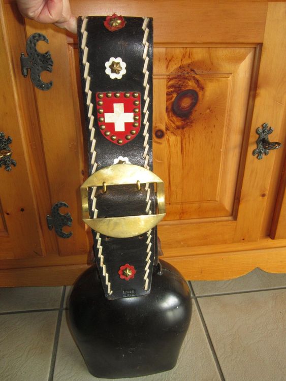 Muotathaler Treichel mit Riemen Nr 6 (Gebraucht) in Steinen für CHF 165 ...