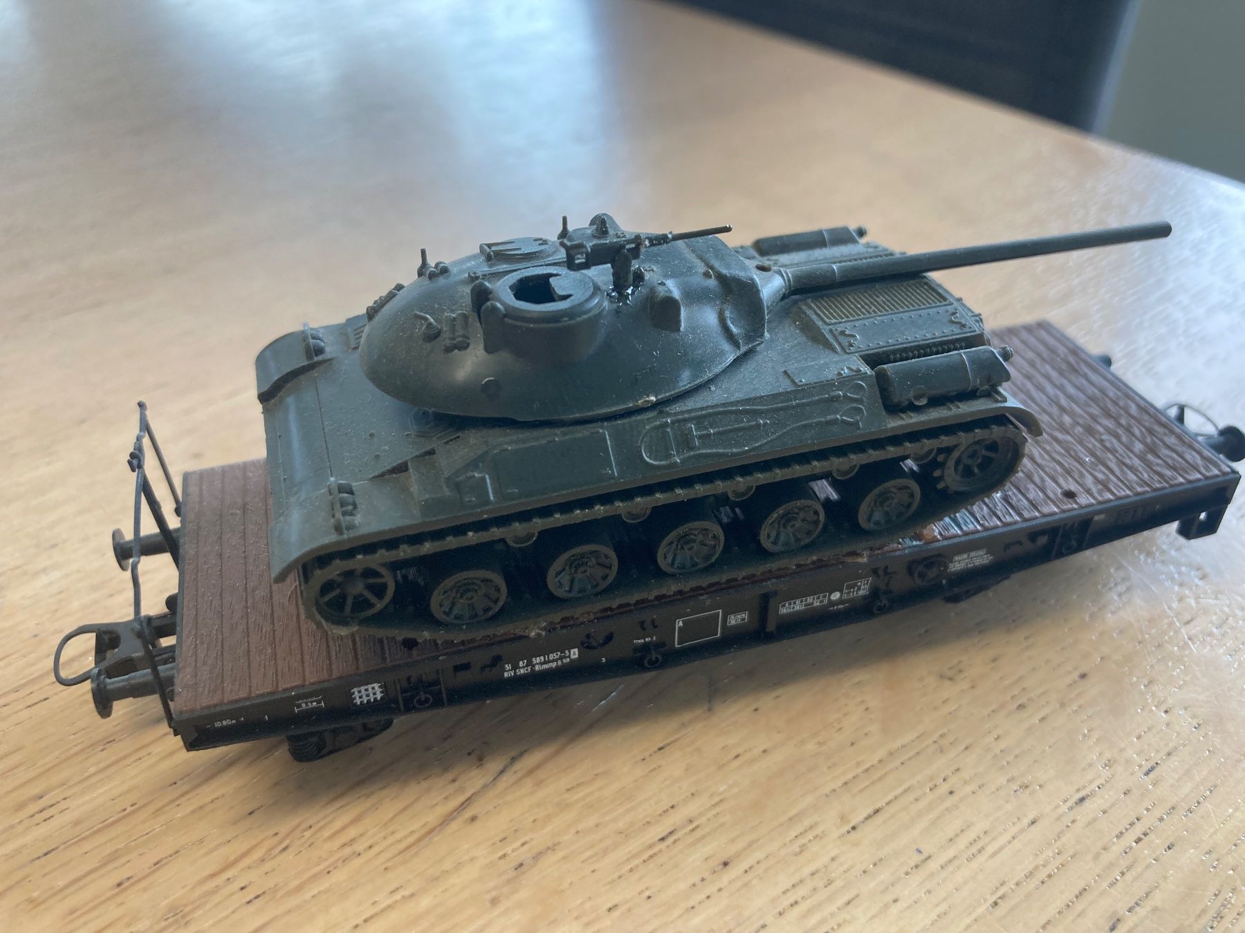 Panzerzug mit 6 Panzer beladen mit AC Achsen (Gebraucht) in Willisau ...