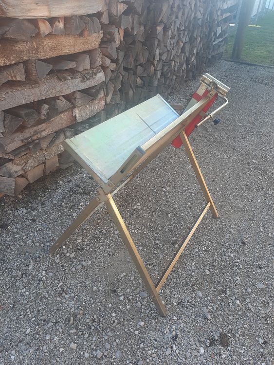 Säge-Bock für Holz mit Motorsäge-Halterung | Kaufen auf Ricardo