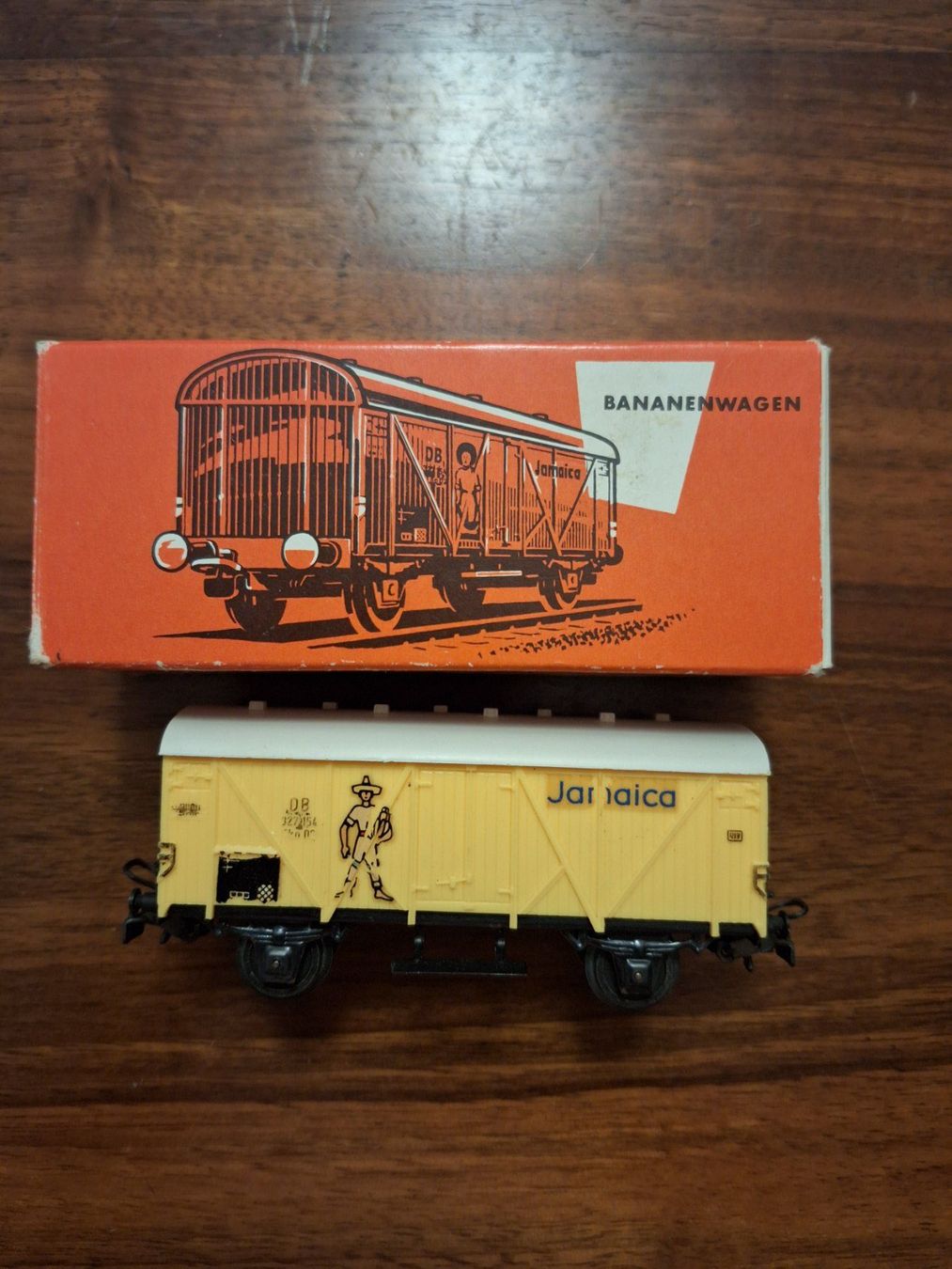 6 Stück Märklin Eisenbahnen mit OVP + 3 Waggon normal HO (Gebraucht) in ...