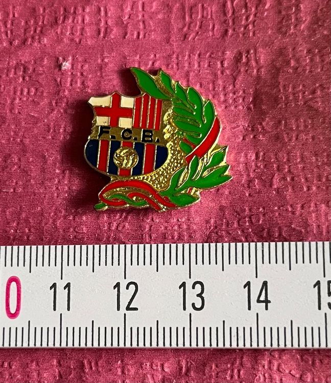 FC Barcelona Pin (Gebraucht) in Itingen für CHF 5 – mit Lieferung auf ...