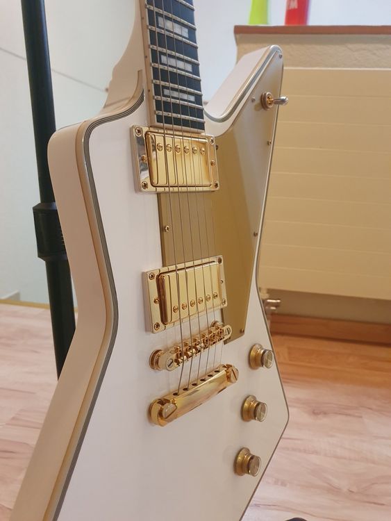 Epiphone Lzzy Hale Signature Explorer, GIBSON Classic57+/57 | Kaufen ...
