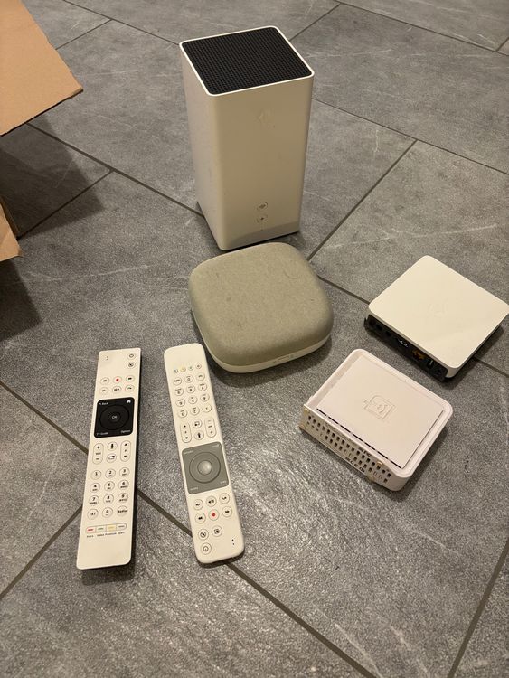 Swisscom WLAN Verstärker, TV Box, Router,... Set | Kaufen auf Ricardo