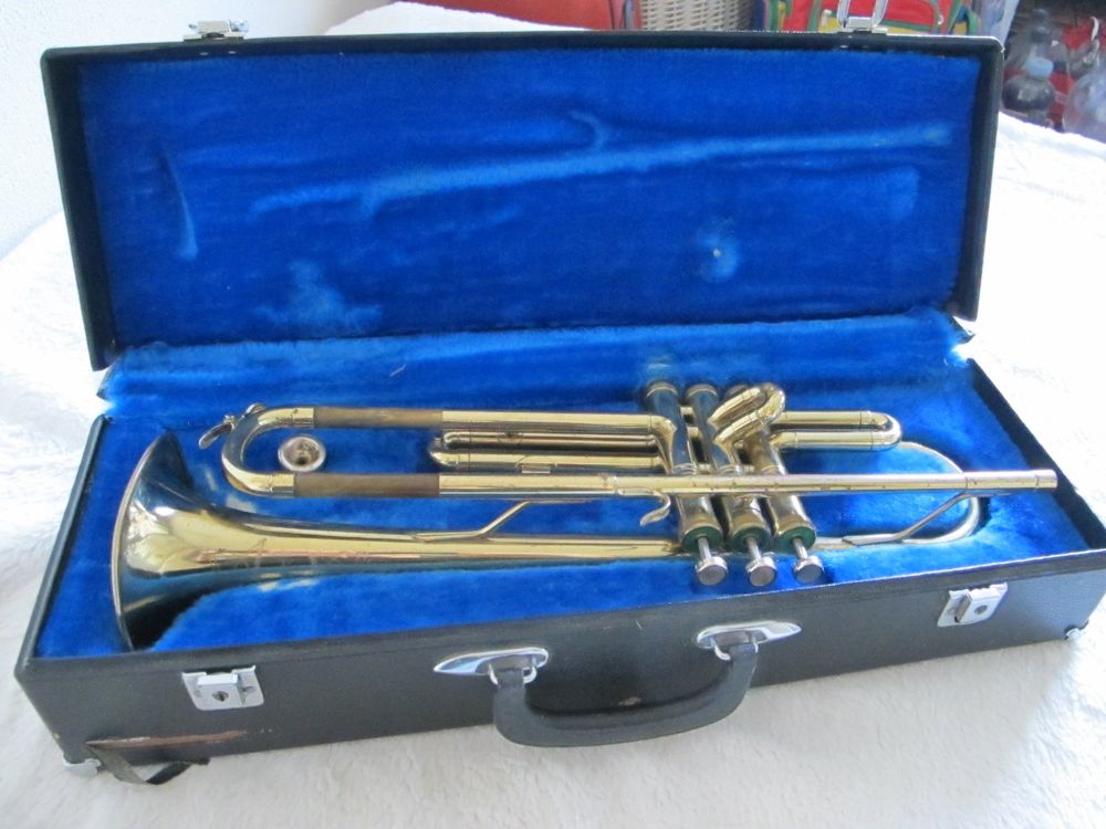 Trompete Master Mit Mundstück Und Koffer Ref,No 653101 (Gebraucht) in ...