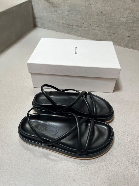 P.A.R.O.S.H. Sandalen (Gr. 38) (Gebraucht) in St-George für CHF 70 ...