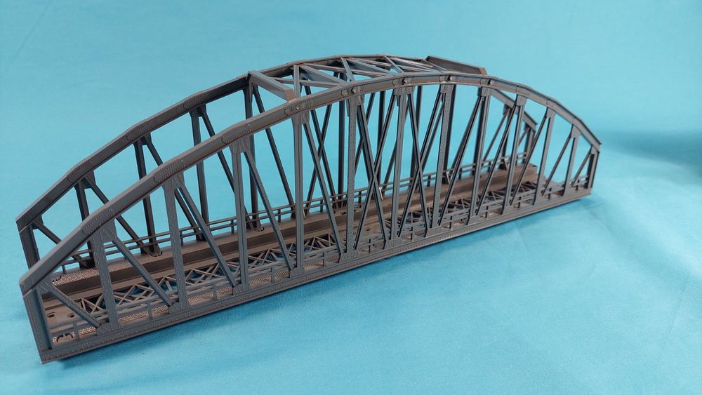 Märklin 7253 Bogenbrücke K+M-Geleise (Neu und originalverpackt) in ...