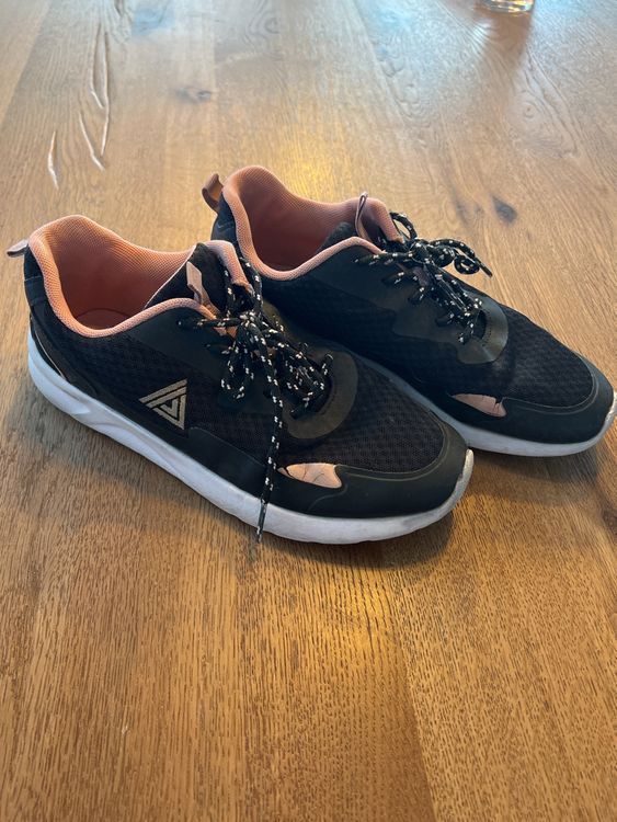 Sneakers Gr. 39 | Kaufen auf Ricardo