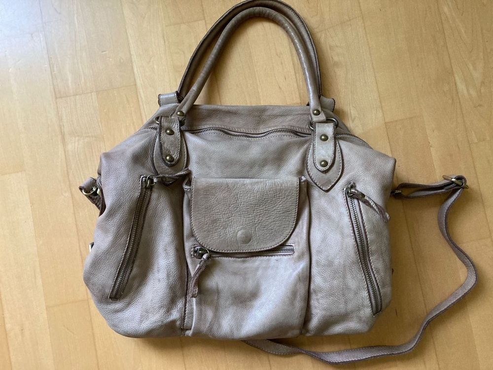 Liebeskind Leder-Handtasche Vintage beige mit vielen Fächern (Gebraucht) in Bern für CHF 30 ...