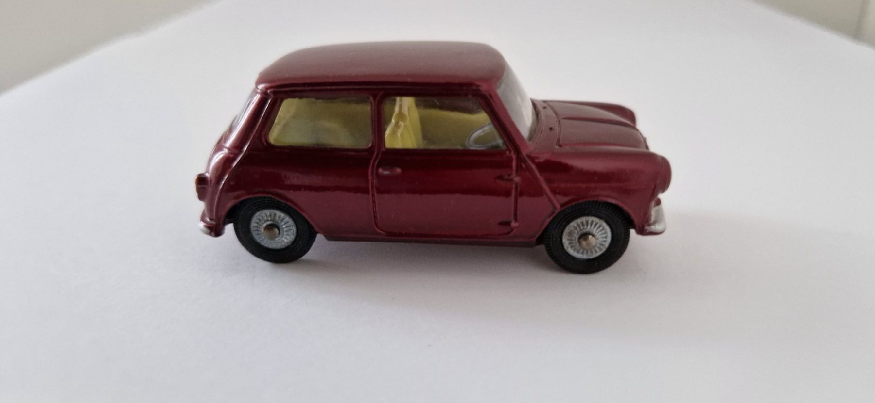Corgi Toys, Mini (Morris Mini-Minor), 1 43 (Gebraucht) in Uster für CHF ...