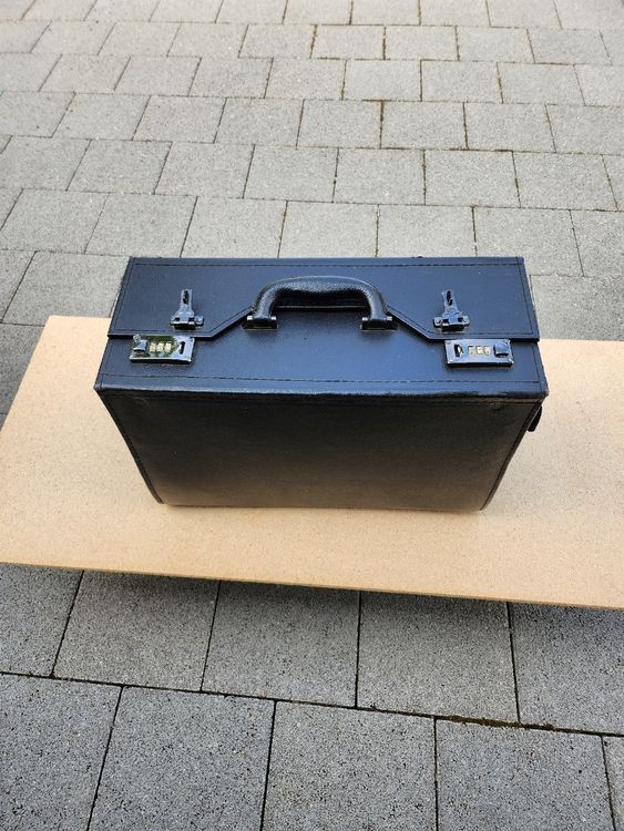 Elegante valigetta vintage in pelle nera (Gebraucht) in Evilard für CHF ...