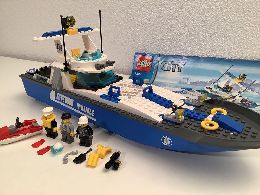 Lego City Polizeiboot 7287 von 2011 + Tauchyacht 60221 | Kaufen auf Ricardo