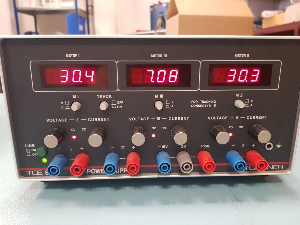 TOELLNER 8735 5-fach Labornetzteil (Gebraucht) in Baden für CHF 102 ...