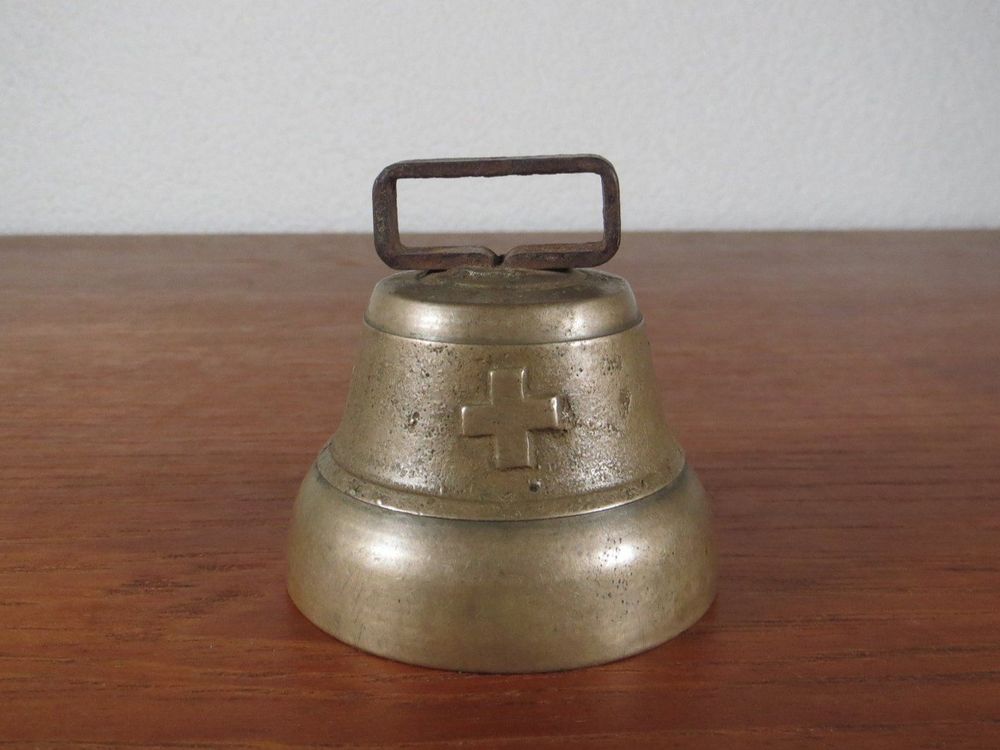 Kleine schweizer Glocke aus Messing (Gebraucht) in Münchenbuchsee für ...