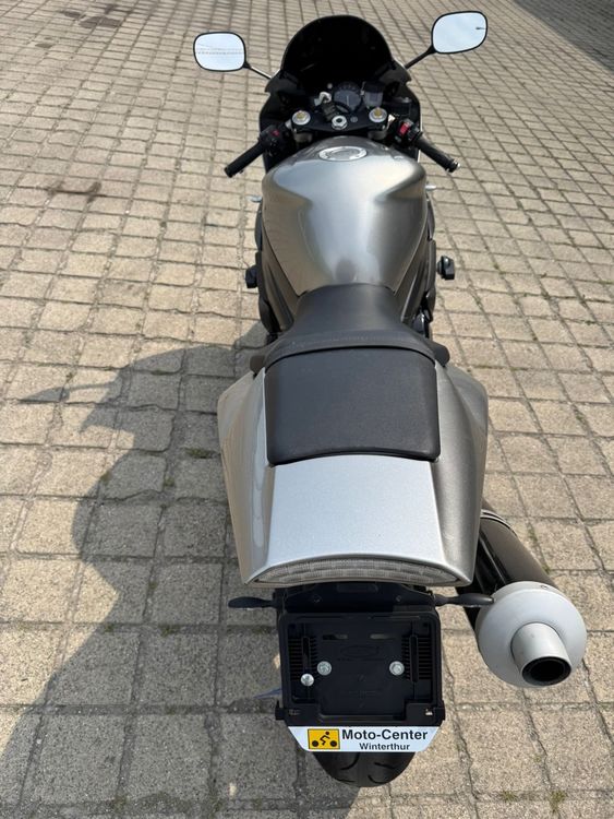Yamaha YZF-R1, Top Zustand, (Gebraucht) in Zürich für CHF 3500 – nur Abholung auf Ricardo kaufen