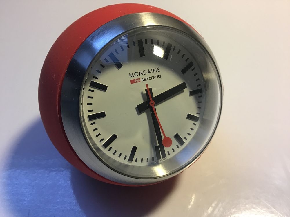 Rare "MONDAINE SBB/CFF/FFS RAIL WATCH" Tischuhr Kugel | Acheter sur Ricardo