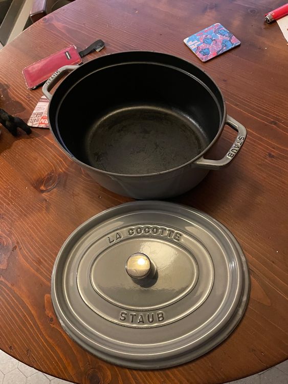 Staub Cocotte 31 cm oval | Kaufen auf Ricardo