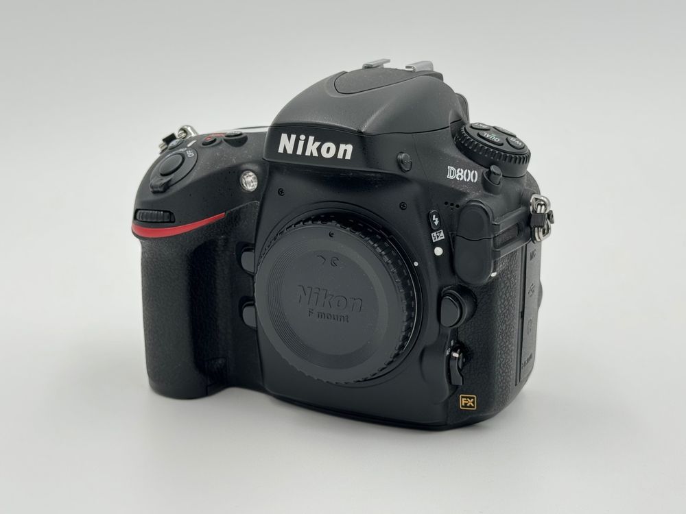 Nikon D800 DSLR mit 36-Megapixel-Vollformatsensor (Gebraucht) in ...