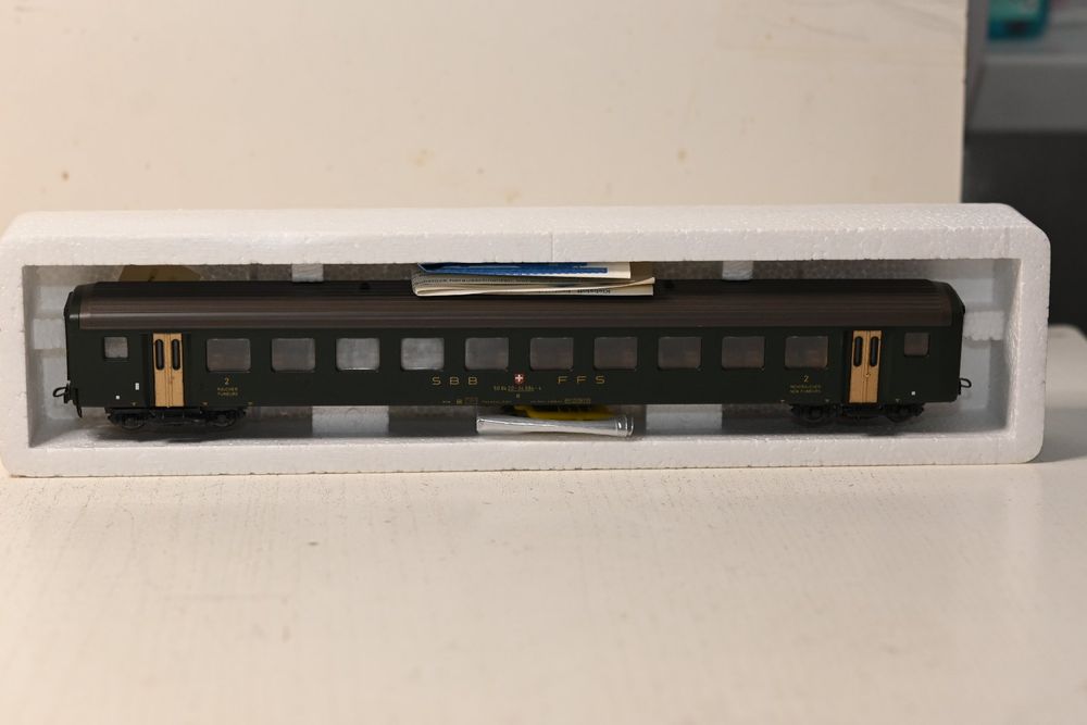 SBB 2 Kl Personenwagen grün Roco HO/DC mit OVP | Kaufen auf Ricardo