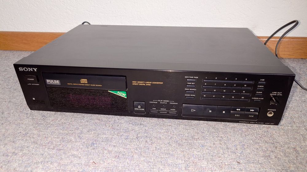 Sony CDP-597 CD Player (Gebraucht) in Thun für CHF 60 – mit Lieferung auf Ricardo kaufen
