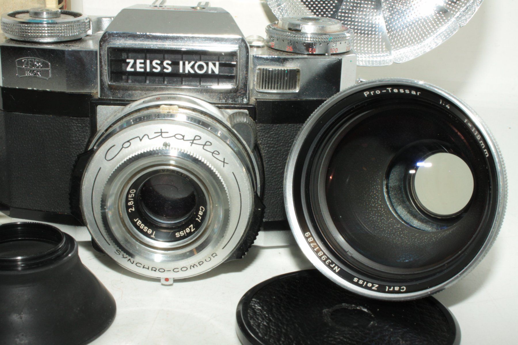 yx / ZEISS IKON CONTAFLEX + 2.8 / 50 mm +BLITZ + 4 / 115 mm (Gebraucht ...